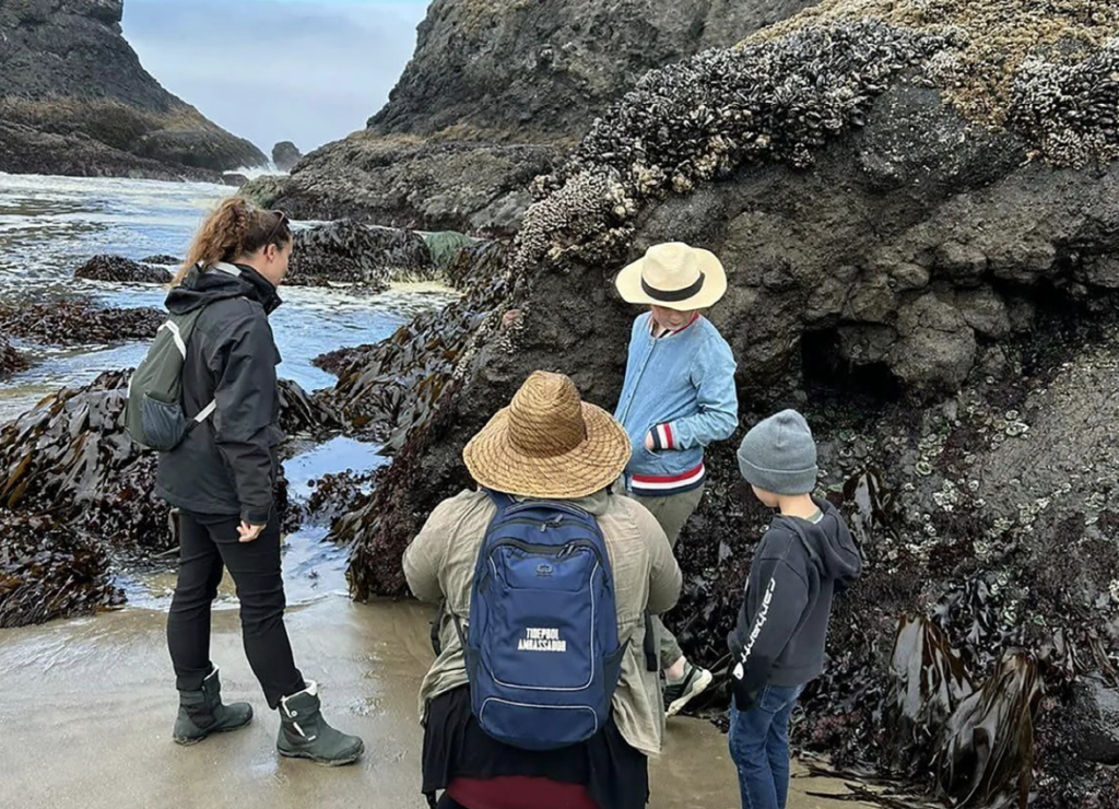 Kindness On The Coast – Southern Oregon Magazine